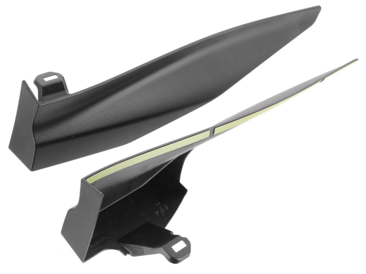 Subaru Side Strakes Kit Of Two - E2610VC500 | Subaru Parts Pros